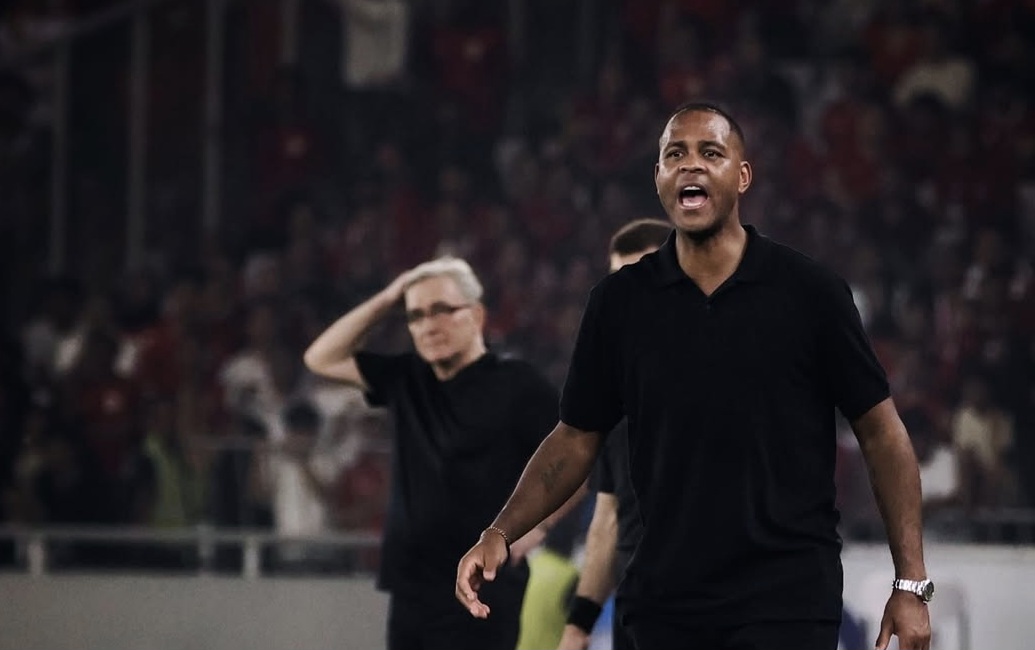 Surat Terbuka Kluivert Usai Gagal Bawa Timnas ke Piala Dunia ...